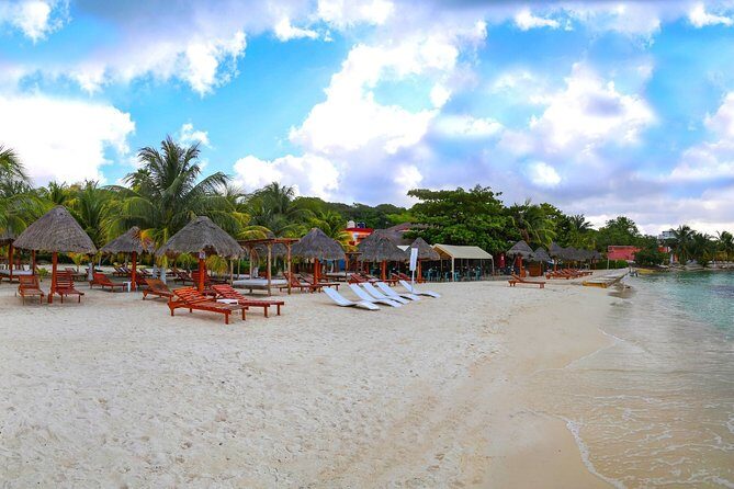 Isla Mujeres tour, Discover the amazing Caribbean Sea by Catamaran - The Overview: What Does the Tour Include?