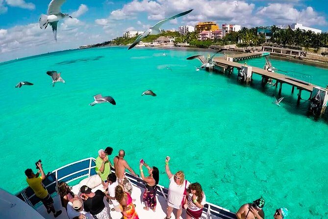 Isla Mujeres Unlimited Catamaran with Transportation from Cancun - FAQ