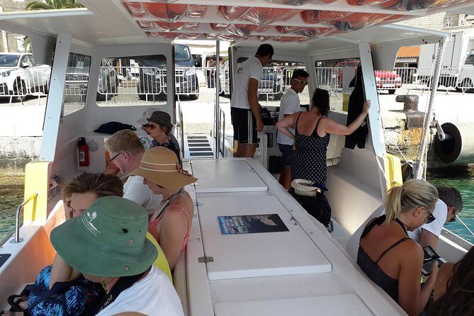 Island Stupe / Moro Beach Transfer - FAQs