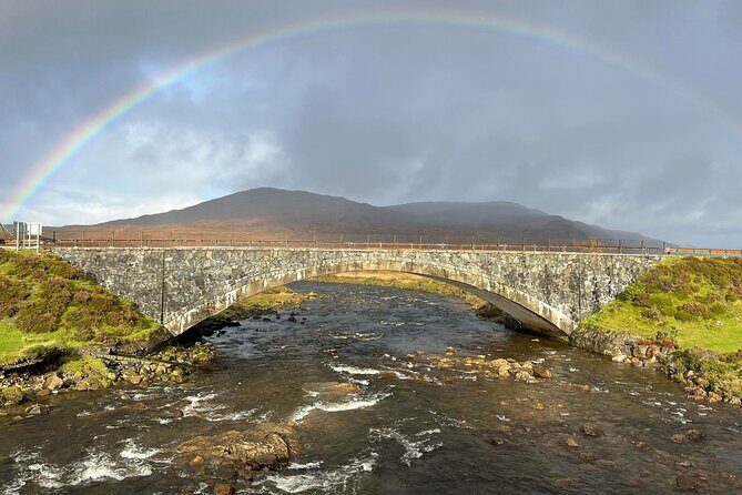 Isle Of Skye Tour Including Fairy Glen Quiraing and Kilt rock - An In-Depth Look at the Isle of Skye Tour