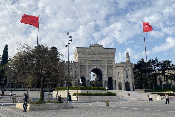 Istanbul Archaeological Tour with Tickets / Small Group - The Guide: Deniz and His Expertise