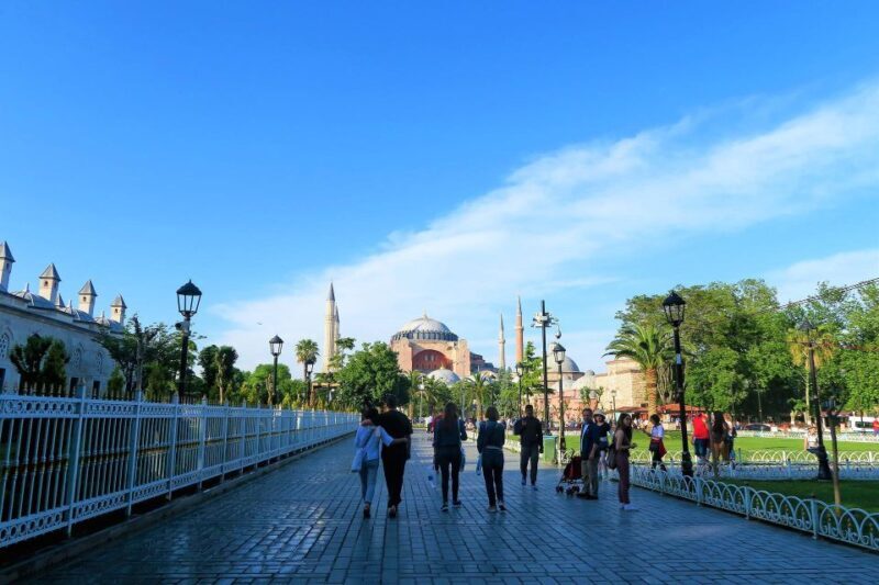 Istanbul: Blue Mosque, Hagia Sophia, Basilica Cistern Tour - Key Points