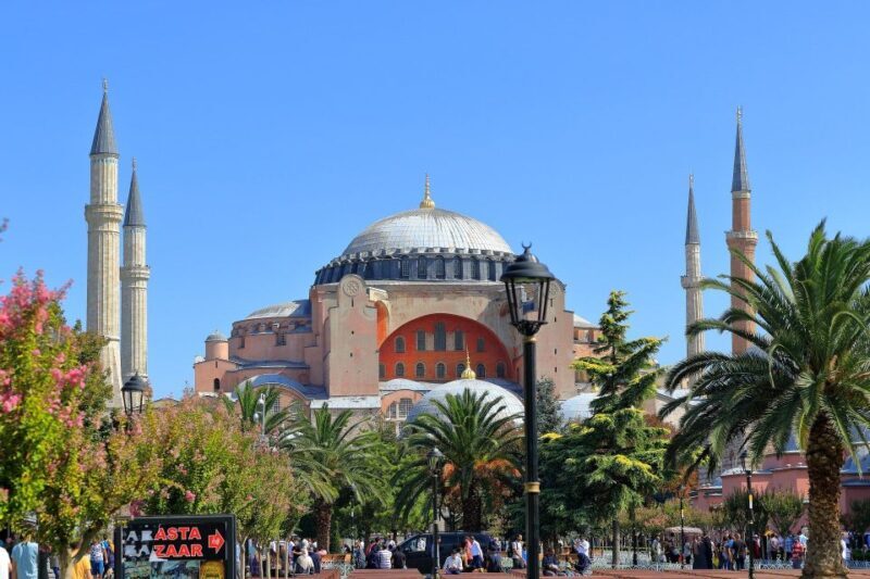 Istanbul: Blue Mosque, Hagia Sophia, Basilica Cistern Tour - A Detailed Look at the Istanbul Landmark Tour
