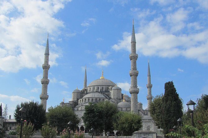 Istanbul: Blue Mosque & Hagia Sophia Small-Group Tour with ticket - The Sum Up