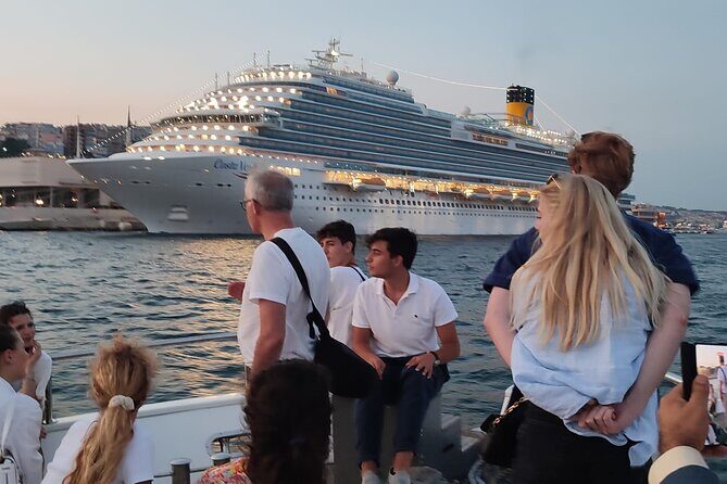 Istanbul Bosphorus Boat Cruise Tour ( MORNNG or SUNSET ) - Frequently Asked Questions