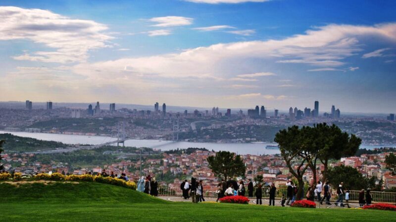 Istanbul: Bosphorus Boat Tour and Two Continents with Lunch - Who Is This Tour Best For?