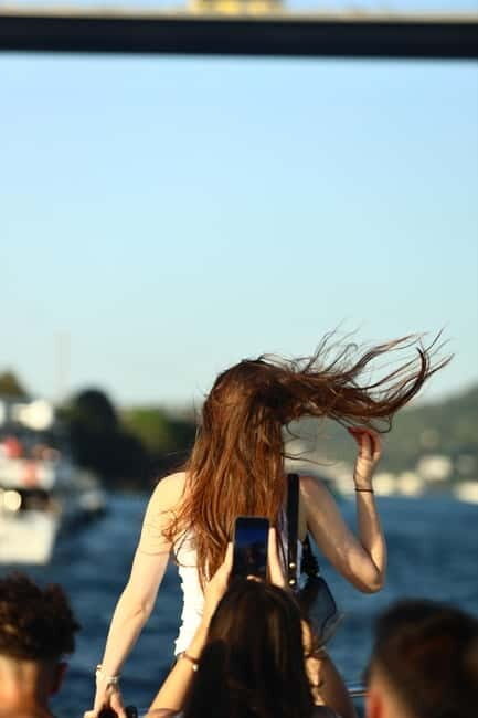 Istanbul: Bosphorus Private Guided Yacht Cruise with Snacks - The Sum Up