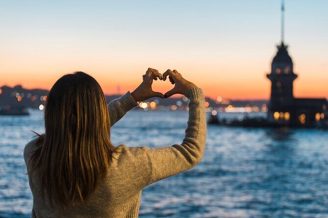 Istanbul Bosphorus Sightseeing Cruise with Audio Guide - Exploring the Istanbul Bosphorus Sightseeing Cruise with Audio Guide