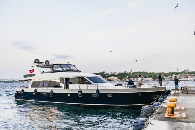 Istanbul: Bosphorus Sunset Cruise on a Luxury Yacht - FAQ