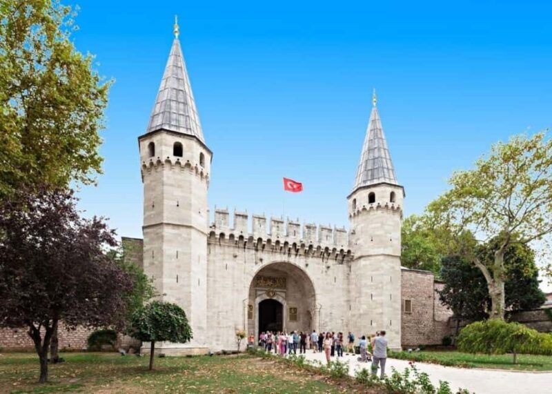 Istanbul Combo: Topkapi Palace, Hagia Sophia & Blue Mosque - A Deep Dive into the Itinerary and Experience