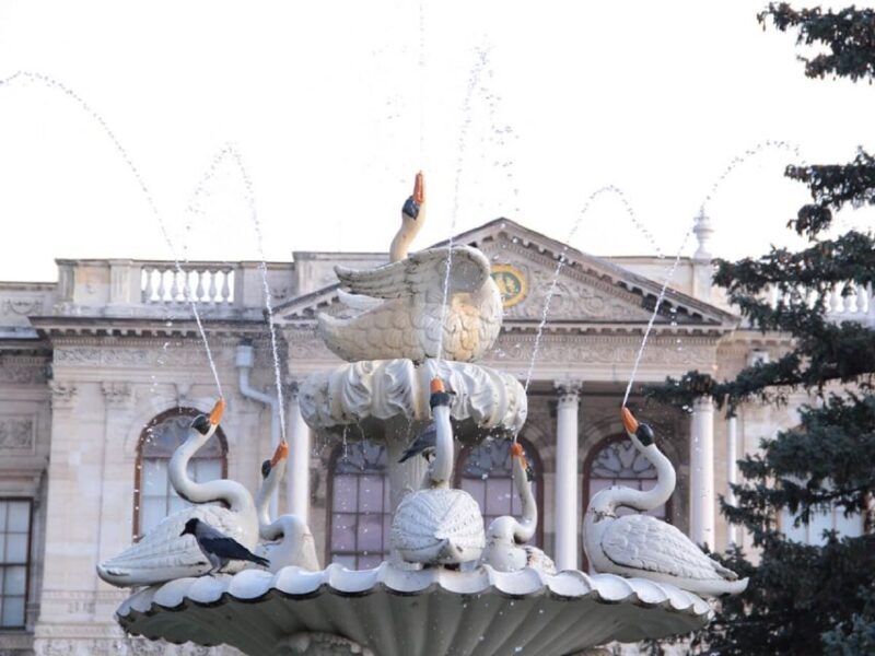 Istanbul: Dolmabahçe Palace and Uskudar Guided Tour - Frequently Asked Questions