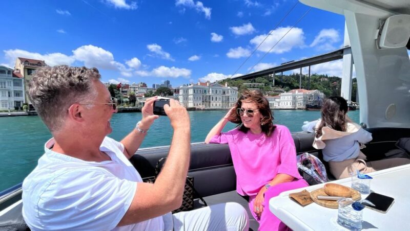Istanbul: Dolmabahce Palace Tour and Bosphorus Yacht Cruise - Discover Istanbul from a New Perspective: Dolmabahce Palace & Bosphorus Yacht Cruise