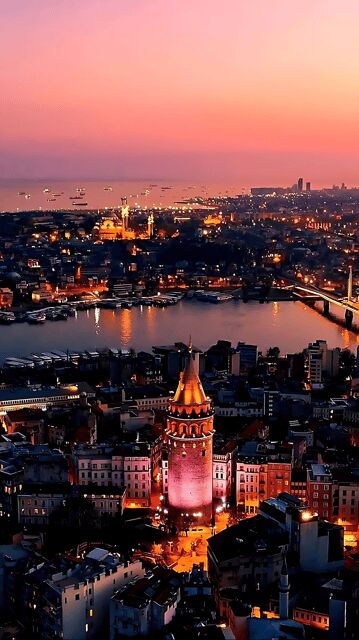 Istanbul: Exclusive Istanbul Night Tour with Private VIP Car - An Authentic Look at the Experience