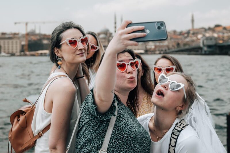 Istanbul: Galata Tower, Bosphorus & Hidden Gems Photo Shoot - Practical Details and Tips