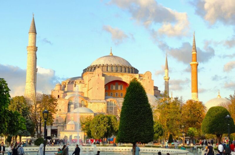 Istanbul: Guided Old City Tour and Bosphorus Sunset Cruise - Exploring the Old City: Sights and Stories