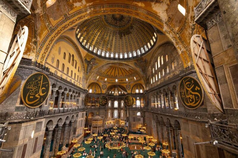 Istanbul: Hagia Sophia Tour with Optional Blue Mosque Tour - Key Points