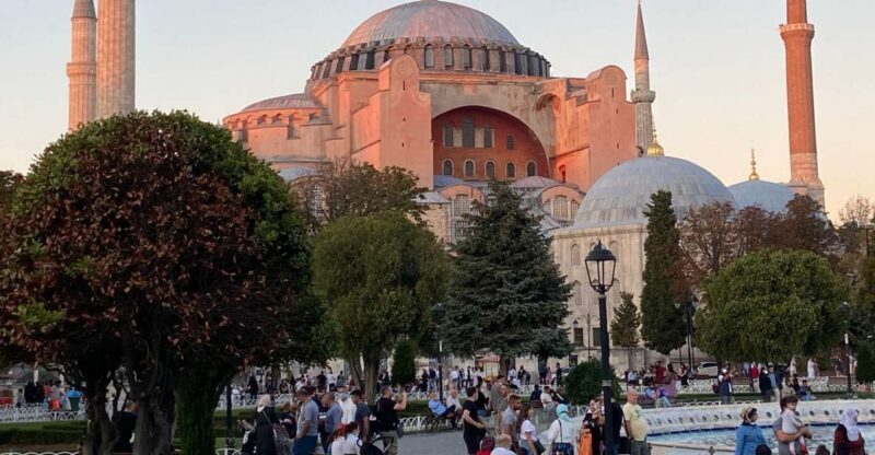 Istanbul: Half-Day Morning Hagia Sophia & Blue Mosque Tour - The Guide and Experience Quality