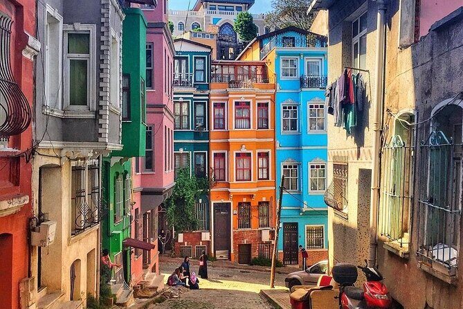 Istanbul in Colors: Balat Tour - Why This Tour Works Well