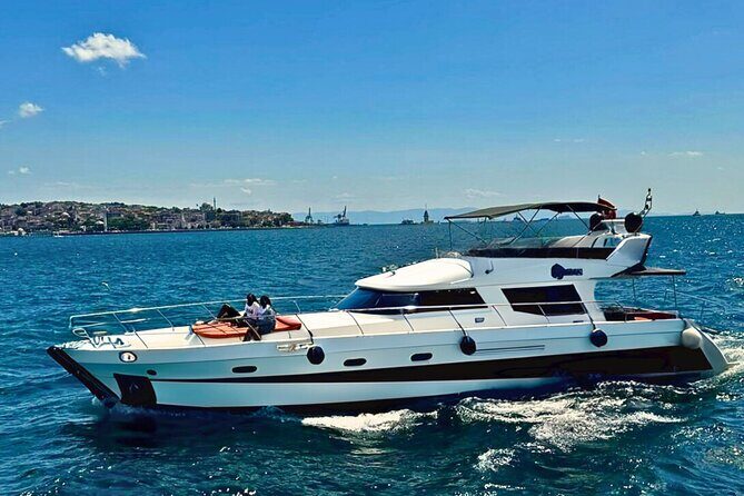 Istanbul: Luxury Private Yacht Cruise on the Bosphorus - Key Points