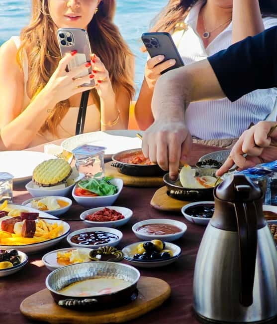 Istanbul: Morning Bosphorus Yacht Cruise w/Turkish Breakfast - A detailed look at this Bosphorus morning cruise