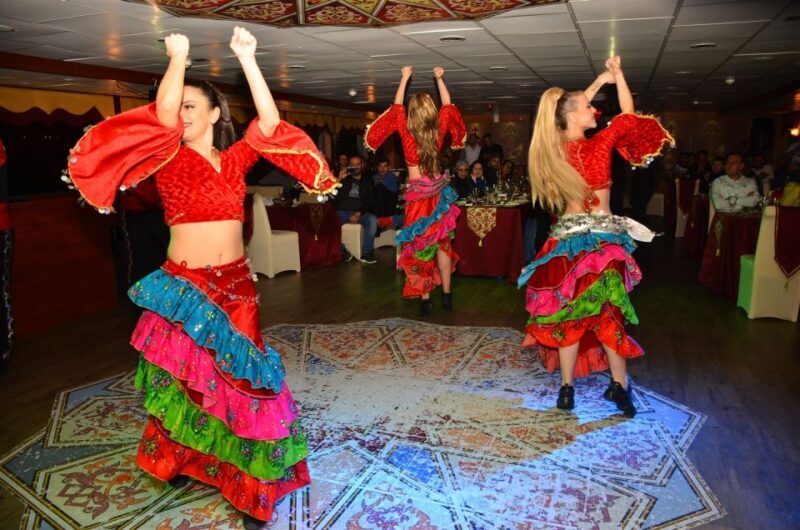 Istanbul: New Year's Eve Cruise Between Two Continents - An In-Depth Look at the Experience