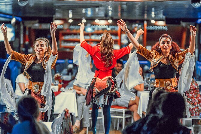 Istanbul New Year's Eve Dinner Cruise With Fireworks Shows 2026 - FAQ