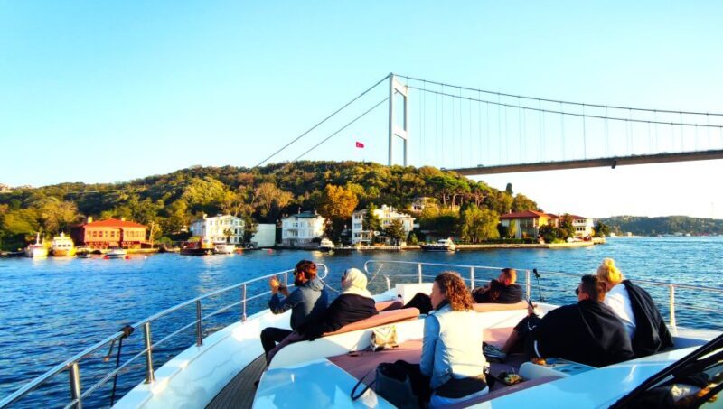 Istanbul: Old City Tour and Luxury Sunset Bosphorus Cruise - Key Points