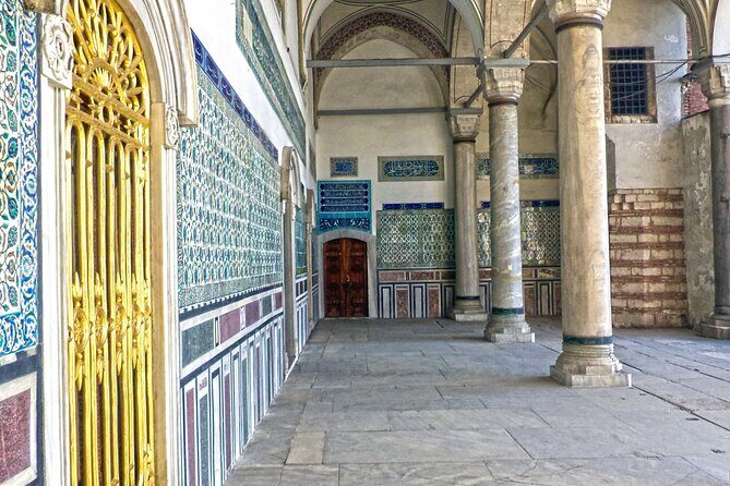 Istanbul: Topkapi Palace Guided Tour and Skip The Line - Practical Tips for Booking and Enjoying Your Tour