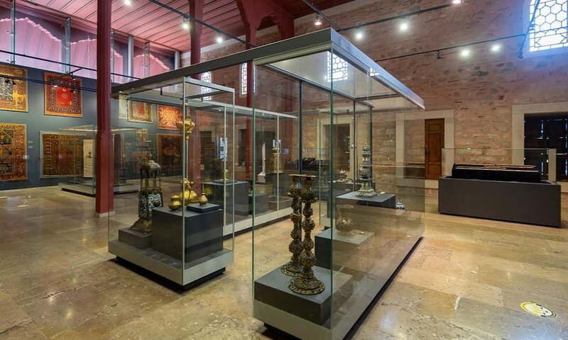 Istanbul: Turkish and Islamic Arts Museum Fast-Track Entry - Authentic Traveler Experiences