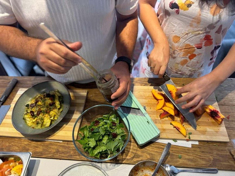 Istanbul: Turkish Cooking Class with a Professional Chef - Exploring the Cooking Class Experience in Istanbul