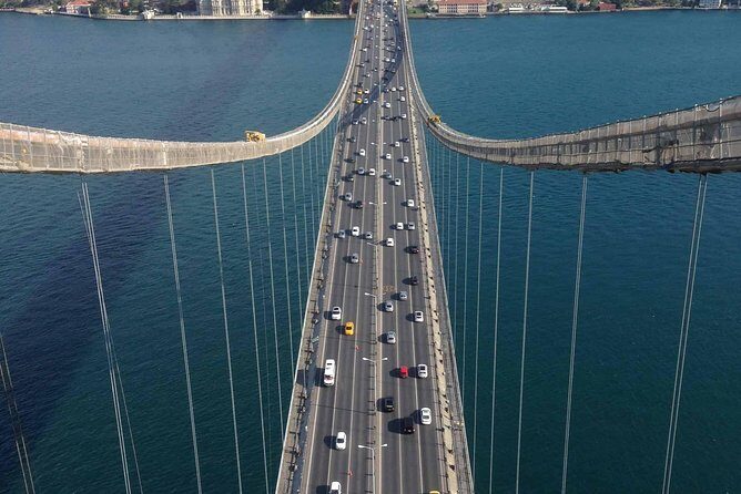 Istanbul Two Continents Tour with Lunch and Bosphorus Cruise - Key Points