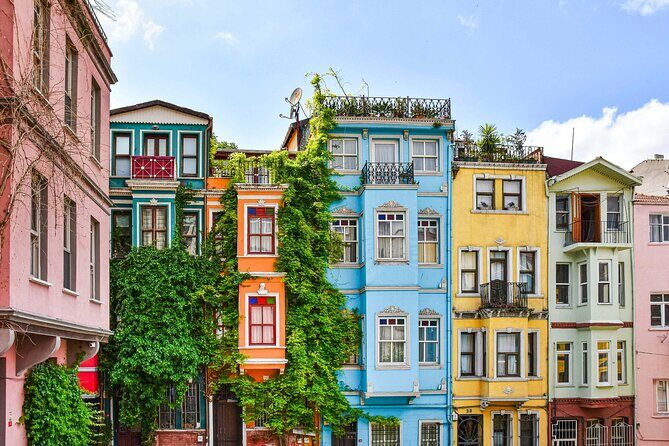 Istanbul Walking Tour with Audioguide on Your Smartphone - Who Should Consider This Tour?