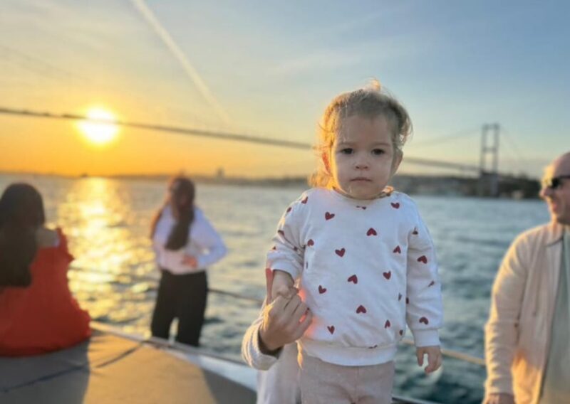 Istanbul:Golden Horn&Bosphorus Sunset Cruise on Luxury Yacht - An In-Depth Look at the Experience
