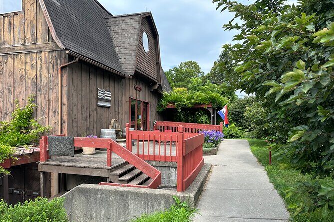 Ithaca to Wine Country Guided Finger Lakes Tasting Experience - Exploring the Ithaca to Wine Country Guided Finger Lakes Tasting Experience