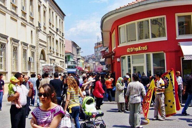 Izmir City Tour with Kordonboyu Republic Square, Konak Square, Clock Tower, Kemeralti Bazaar and Karsiyaka - Practical Details and What It Means for You  