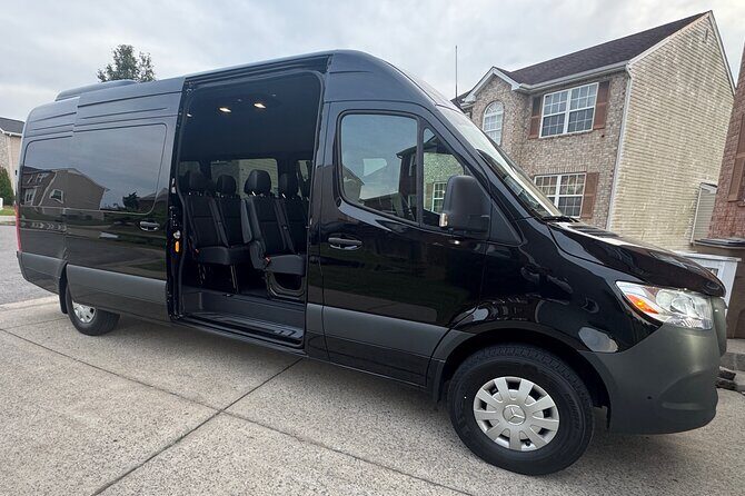 Jack Daniel's Distillery Tour (up to 14 Passengers) - Key Points