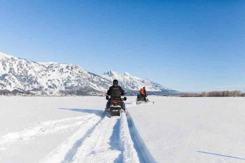 Jackson: Full-Day Snowmobile Rental with Gear & Trailer - Key Points