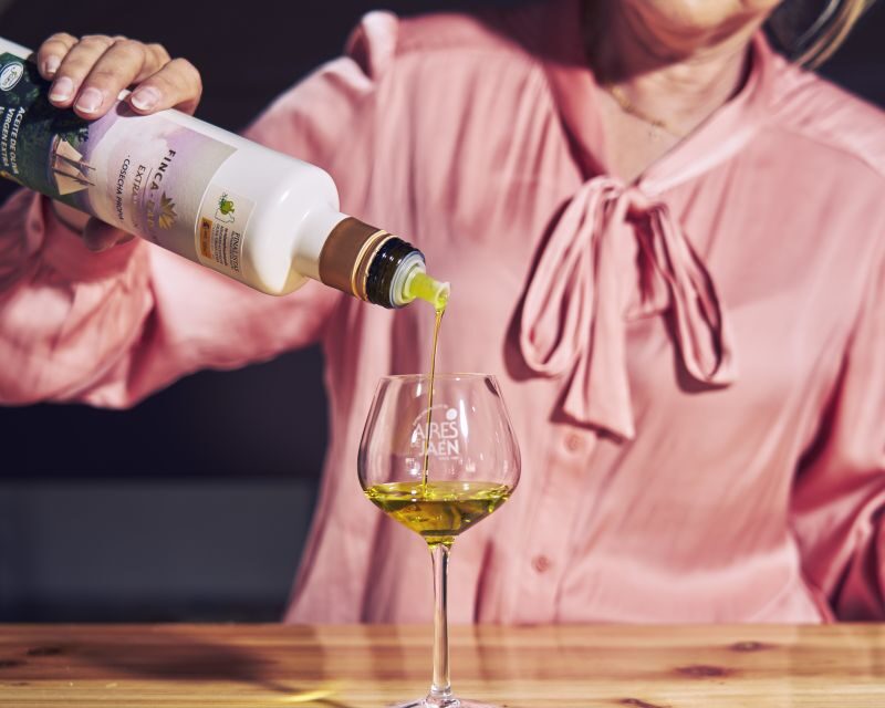 Jaen: Olive oil tour with the 5 senses, grove and tasing - Who Should Consider This Tour?
