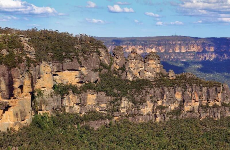 Japanese Tour Small Group: Blue Mountains, Scenic World, Zoo - FAQ