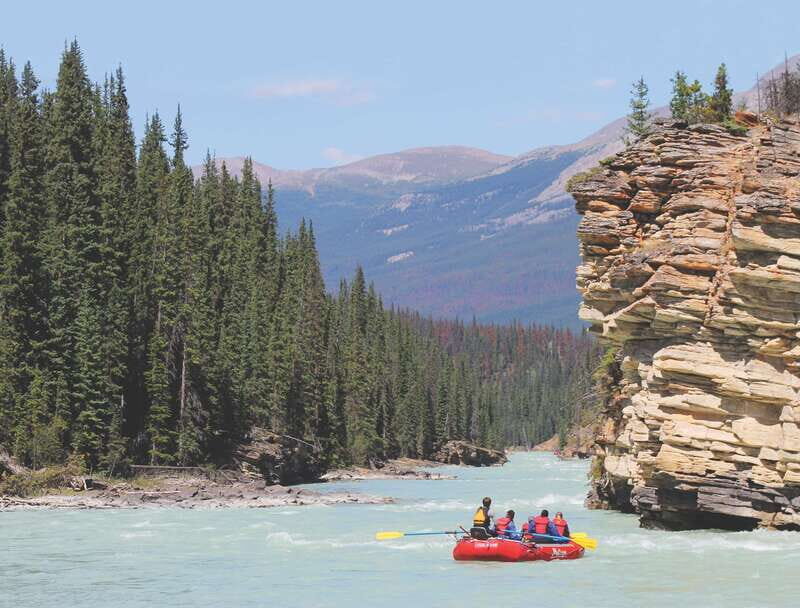 Jasper: Canyon Run Family Whitewater Rafting - An In-Depth Look at the Jasper Canyon Run Whitewater Rafting