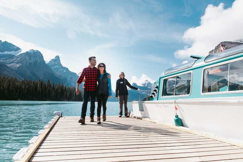 Jasper: Sightseeing Tour with Maligne Lake Cruise - FAQs