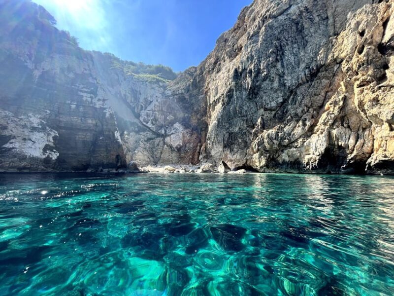 Jávea: Cala Portixol Kayak Tour with Snorkel & Cliff Jumping - Key Points