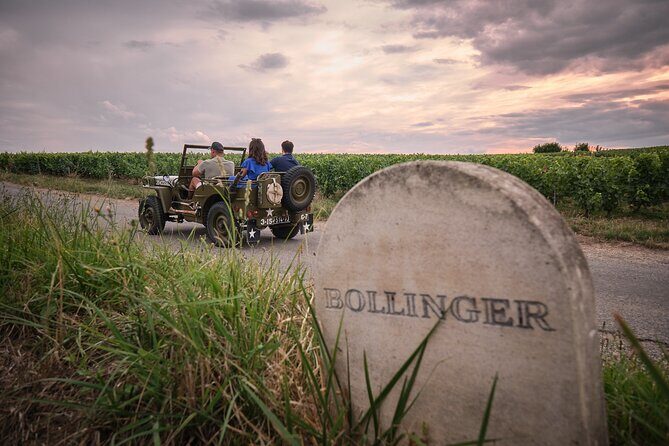 Jeep tour in the Champagne Vineyard with tasting - Transportation & Duration