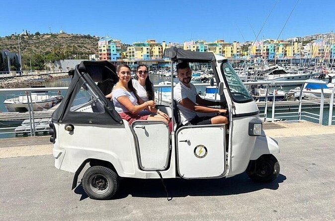 Jeep Tour & Secret beaches Kayaking in Albufeira - FAQ