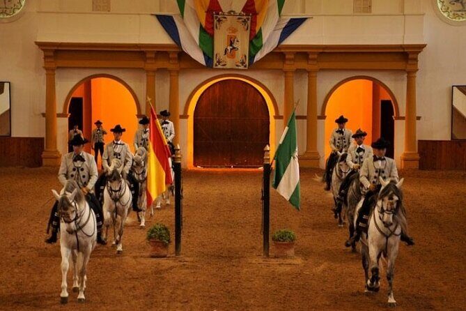 Jerez Historic Guided Tour and Alcazar