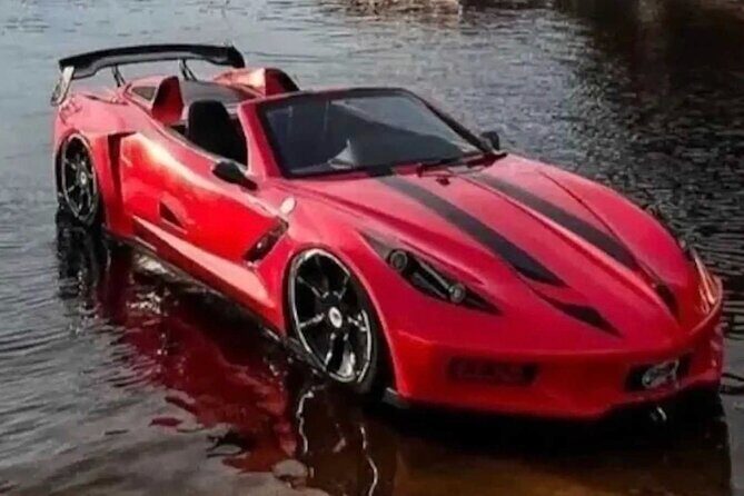 Jet Car Experience on Biscayne Bay - A Closer Look at the Jet Car Experience in Miami