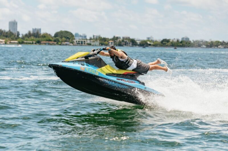 Jet Ski Miami : Experience the Ultimate Water Fun ! - Who Should Consider This Experience?