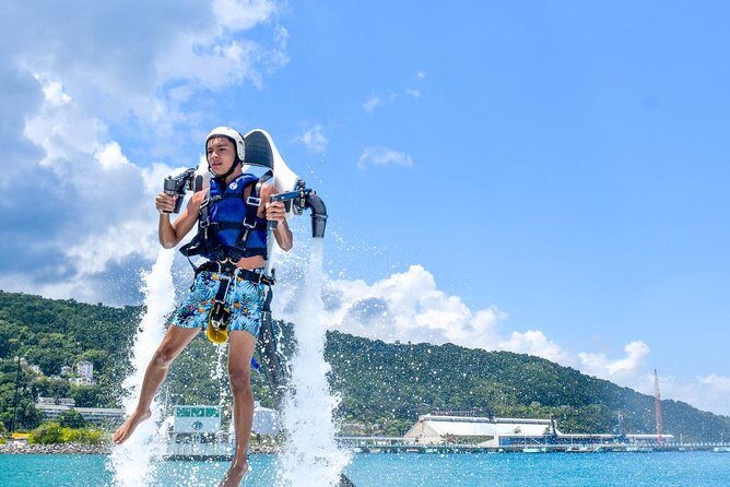 Jetpack an adventure lifetime in Cancun. Extreme aquatic activity. - Key Points