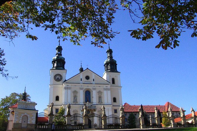 "John Paul II Route" PRIVATE -Wadowice, Kalwaria Z.-agiewniki - Analyzing the Value