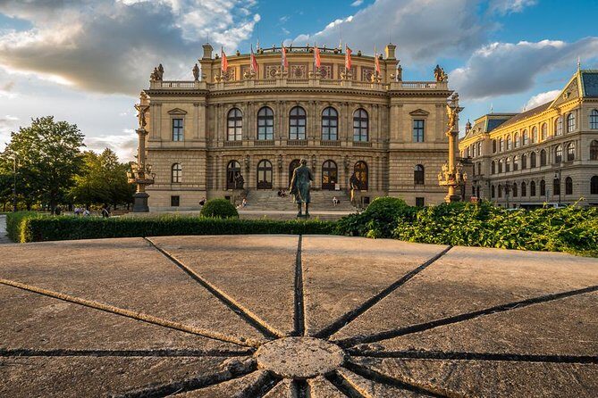 Johnny's Prague Photography Tour - Practical Considerations